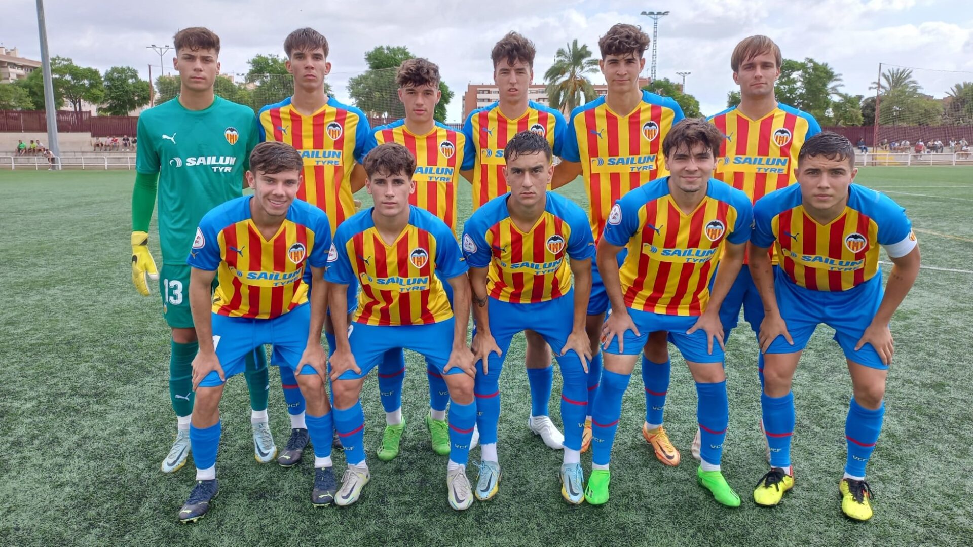 Valencia CF se destaca en la División de Honor - Valencia Base