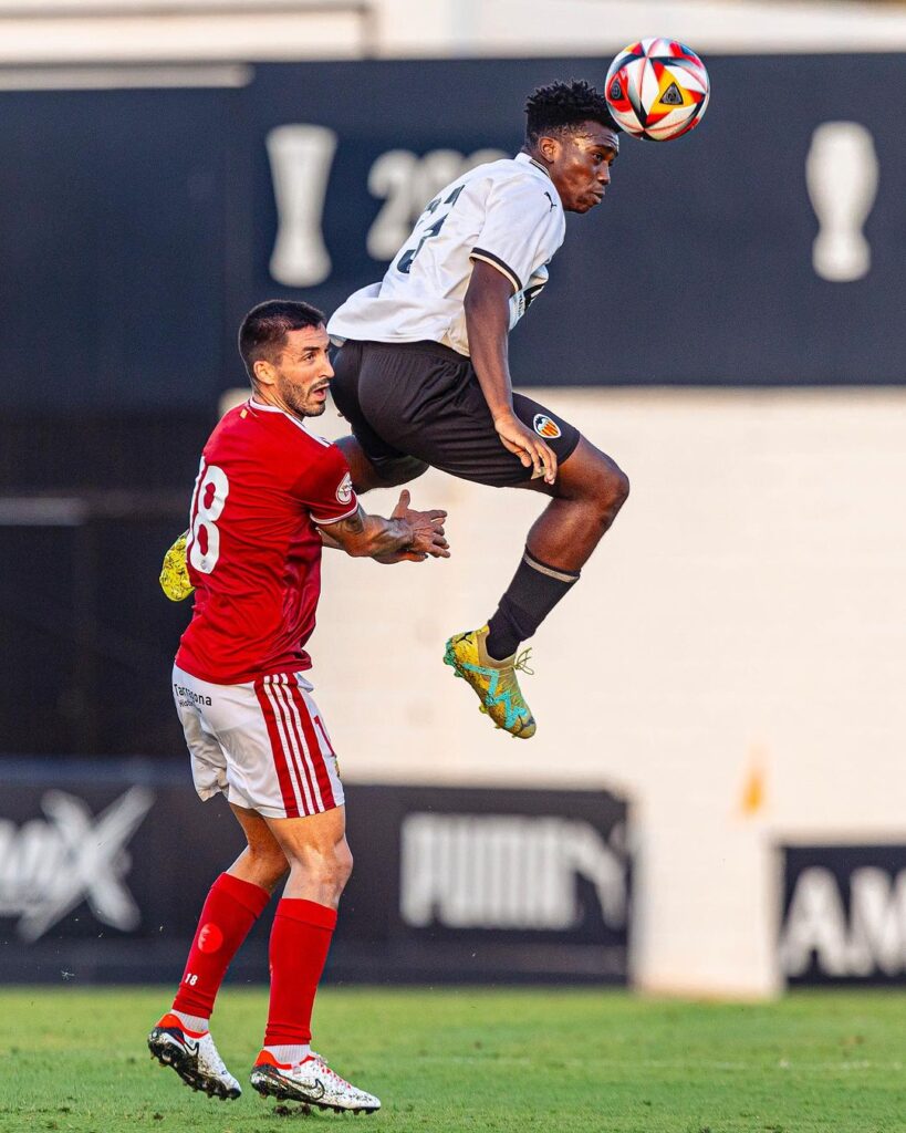 David Otorbi: "Estic molt feliç d'estar en l'Acadèmia del València CF ...