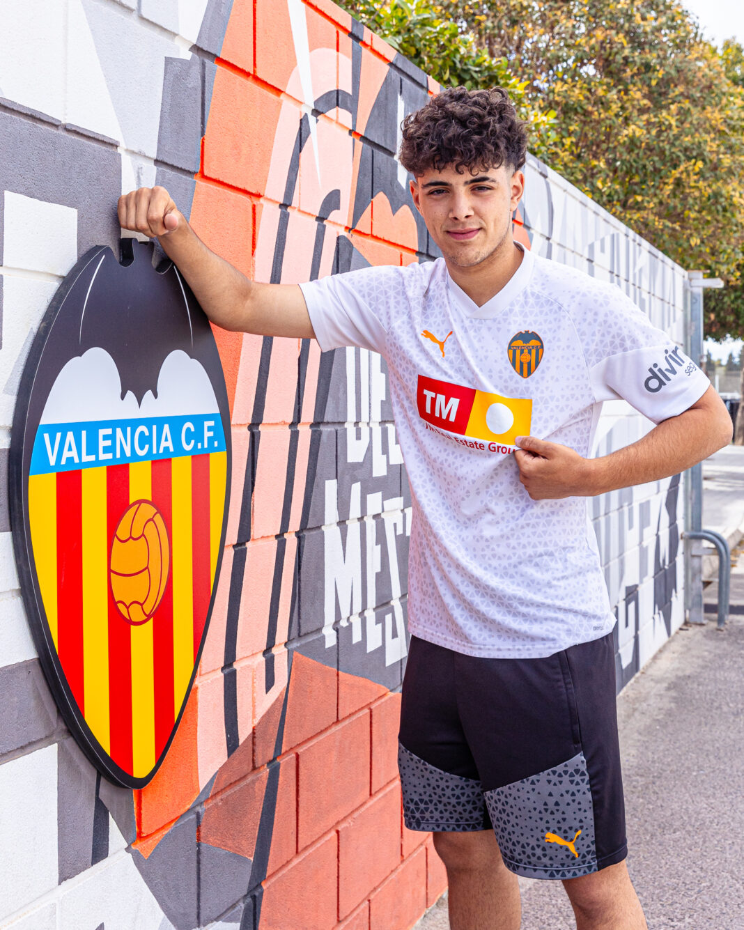Pablo Ortiz, cadete del Valencia CF, renueva con la Academia VCF ...
