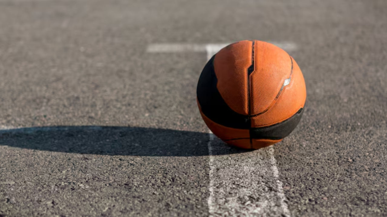 Cómo adelantar los resultados de los partidos de baloncesto - Valencia Base